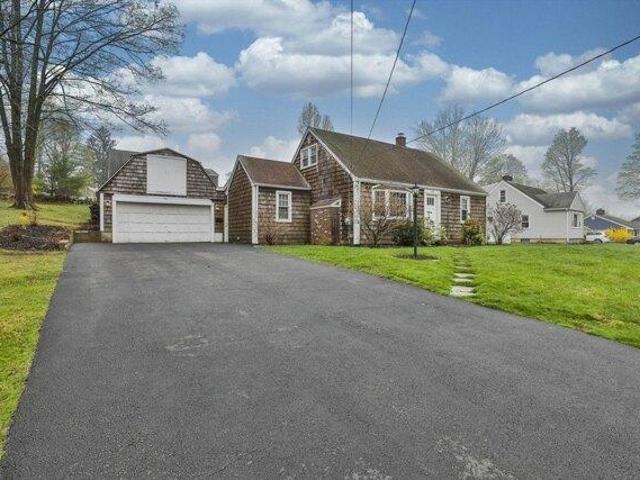 house with 3 bedroom, Marlborough MA DLS102922263