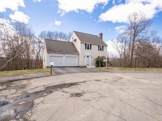 house with 3 bedroom, Marlborough MA ES103069364