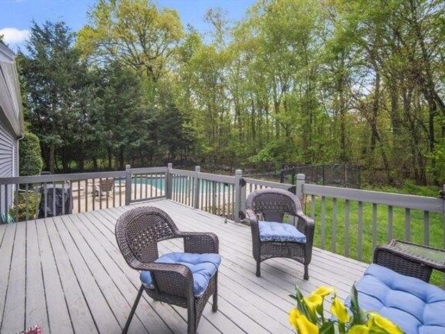 house with 3 bedroom, Marlborough MA ES103072010