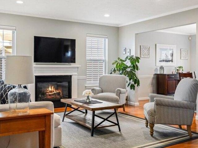 house with 3 bedroom, Marlborough MA ES103036361