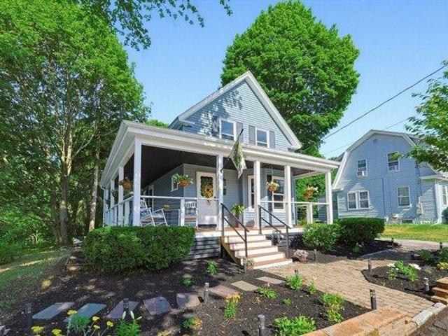 house with 3 bedroom, Marlborough MA ES103969115