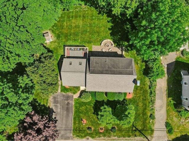 house with 3 bedroom, Marlborough MA ES105172368