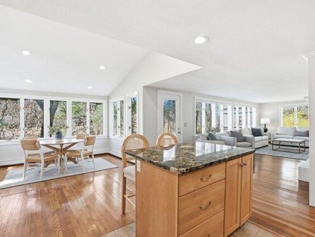house with 3 bedroom, Marshfield MA DS104234070