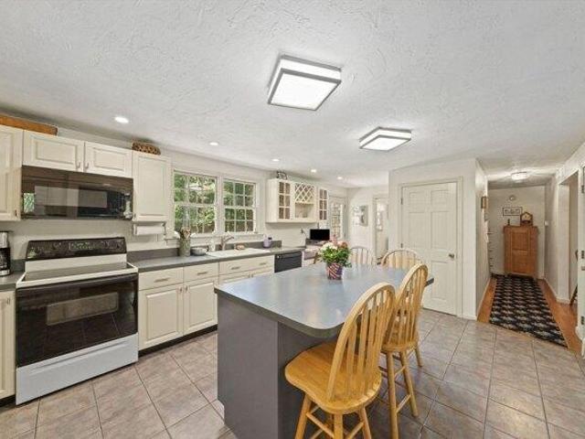 house with 3 bedroom, Marshfield MA ES105080958