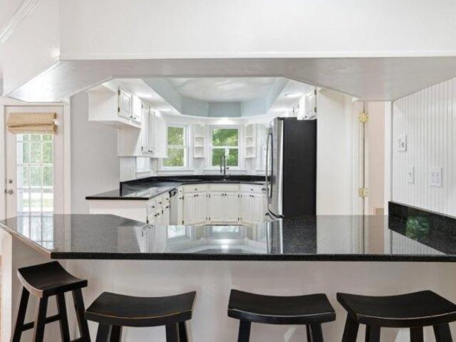 house with 3 bedroom, Marstons Mills MA DS104265973