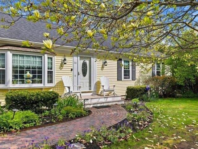 house with 3 bedroom, Marstons Mills MA ES103848826