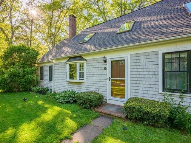 house with 3 bedroom, Marstons Mills MA ES104114656