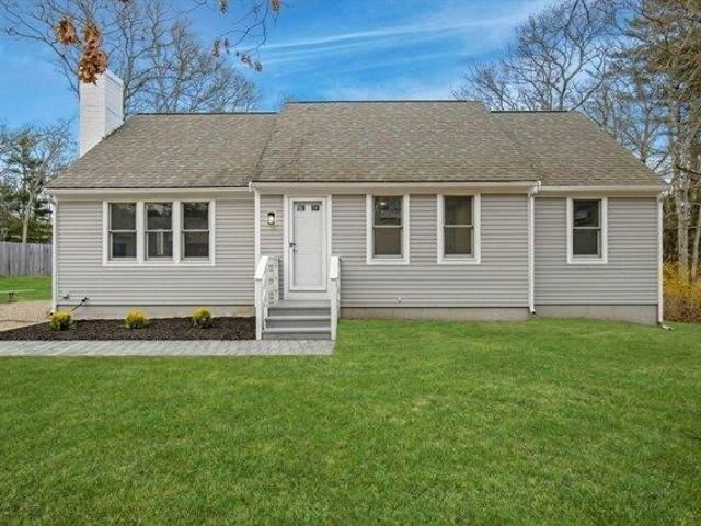 house with 3 bedroom, Mashpee MA DLS101800428