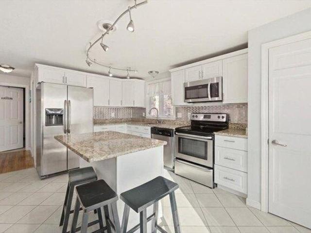 house with 3 bedroom, Mashpee MA DLS102370781