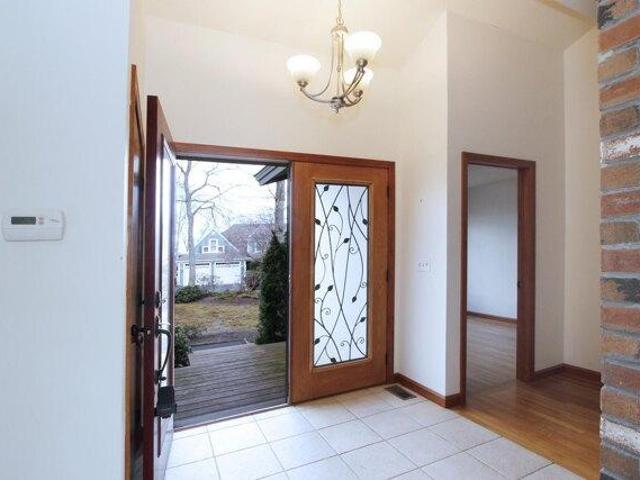 house with 3 bedroom, Mashpee MA DLS103099090