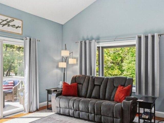 house with 3 bedroom, Mashpee MA DLS103020034