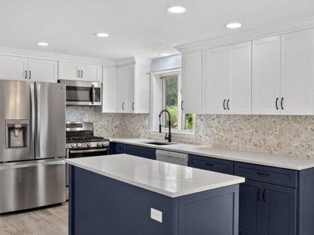 house with 3 bedroom, Mashpee MA DS104078054