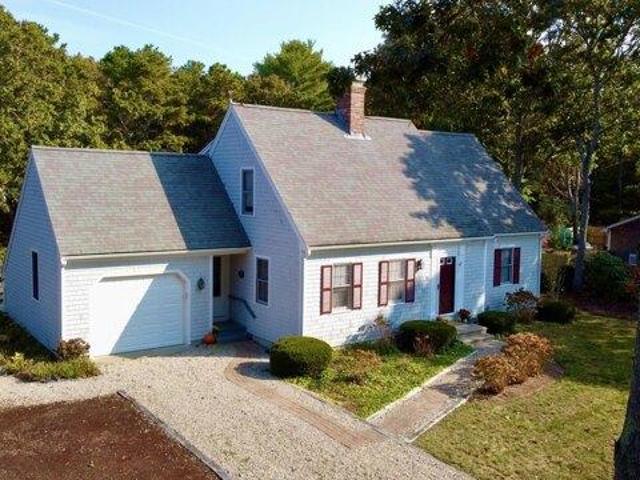 house with 3 bedroom, Mashpee MA DS104442138