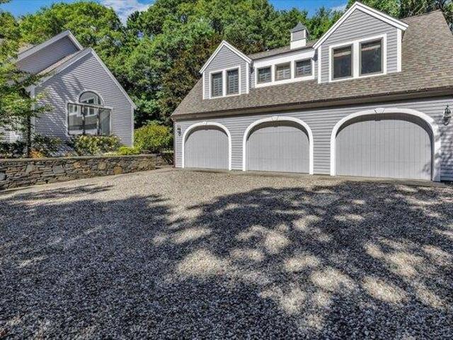 house with 3 bedroom, Mashpee MA DS103035255