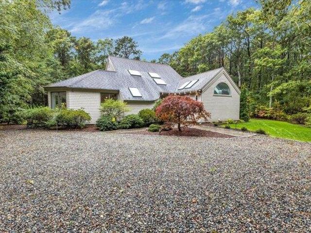house with 3 bedroom, Mashpee MA DS103073212