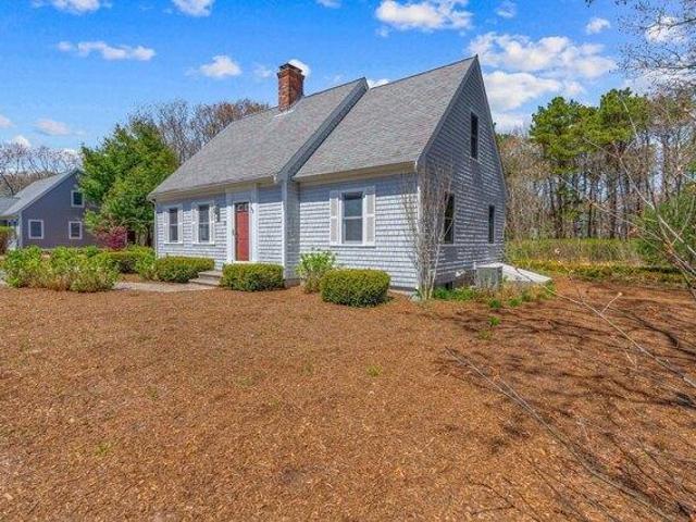 house with 3 bedroom, Mashpee MA ES104151475