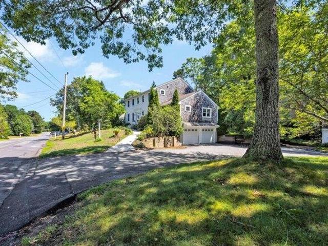 house with 3 bedroom, Mashpee MA ES104352686