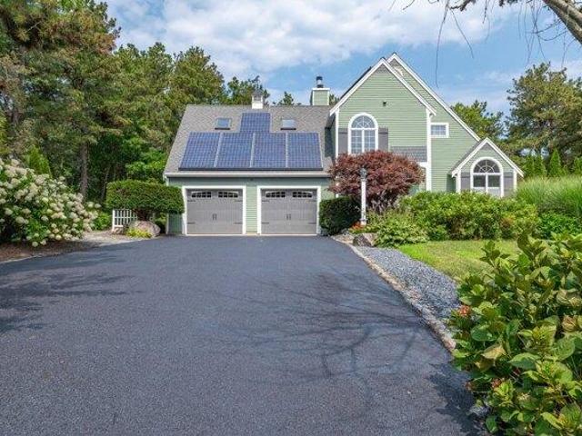 house with 3 bedroom, Mashpee MA ES105106756