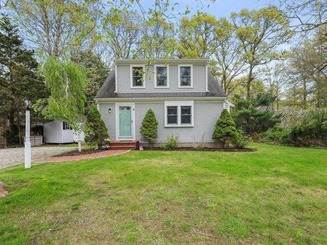 house with 3 bedroom, Mashpee MA ES105108710