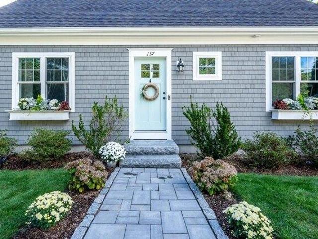 house with 3 bedroom, Mashpee MA ES103886686