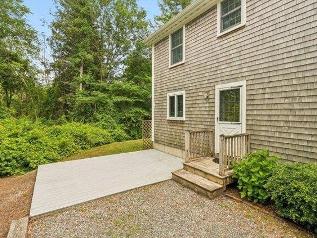 house with 3 bedroom, Mattapoisett MA DS104480169