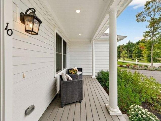 house with 3 bedroom, Mattapoisett MA ES104010745