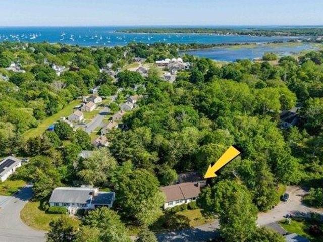 house with 3 bedroom, Mattapoisett MA ES104116324