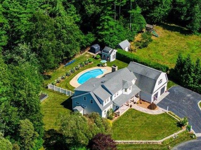 house with 3 bedroom, Mattapoisett MA ES105094984