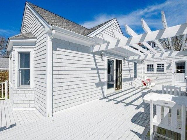 house with 3 bedroom, Mattapoisett MA ES105095615