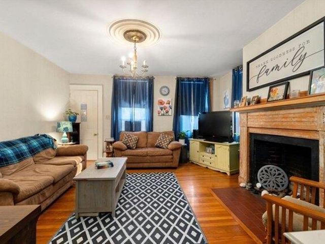 house with 3 bedroom, Mattapoisett MA ES105117066