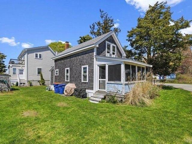 house with 3 bedroom, Mattapoisett MA ES105144629