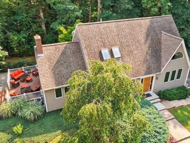 house with 3 bedroom, Mattapoisett MA ES105144767
