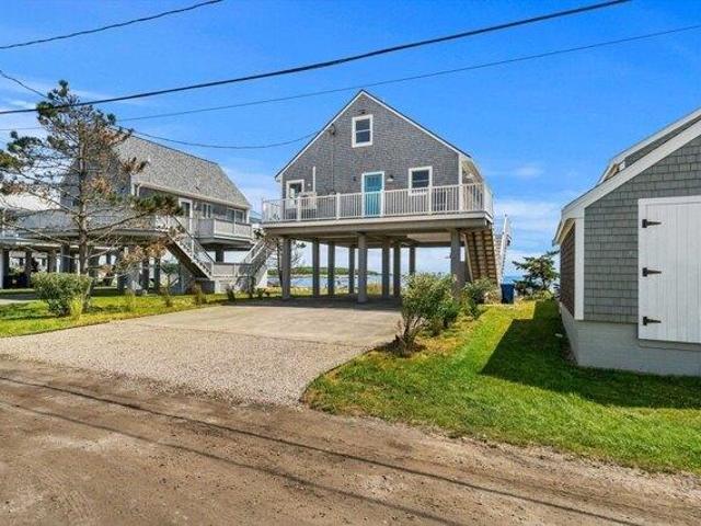 house with 3 bedroom, Mattapoisett MA ES105233572