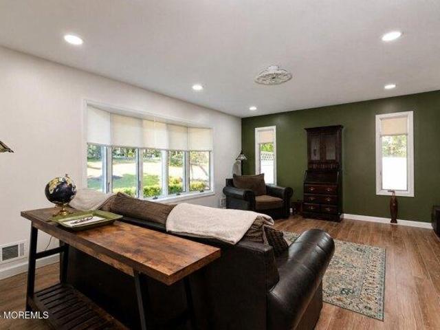 house with 3 bedroom, Matawan NJ ES105159433