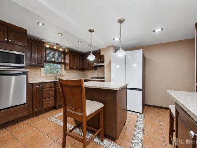 house with 3 bedroom, Matawan NJ ES105175340