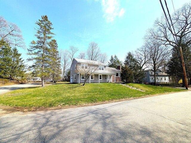 house with 3 bedroom, Maynard MA DLS103017010