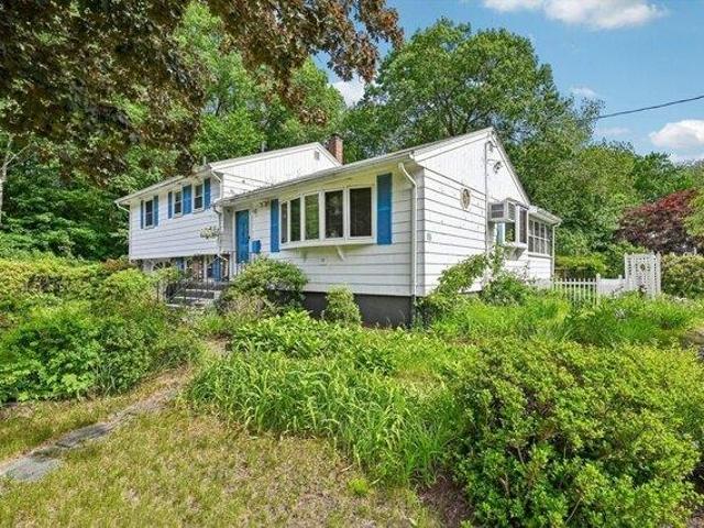house with 3 bedroom, Maynard MA ES105080798