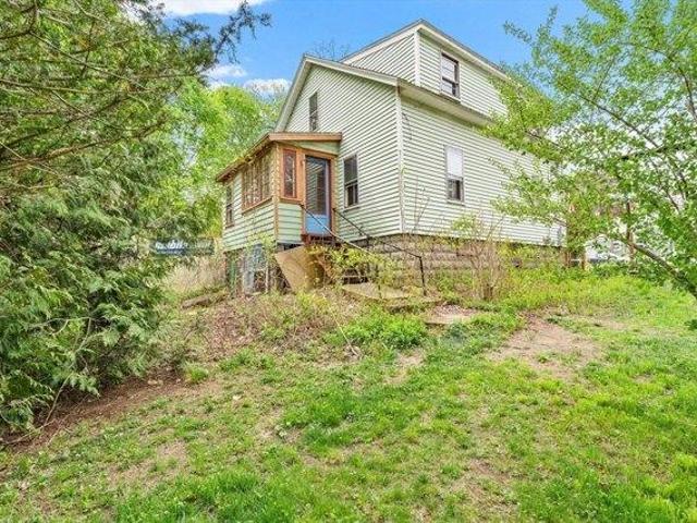 house with 3 bedroom, Maynard MA ES103035832