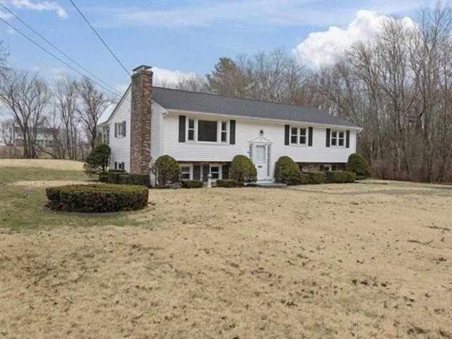 house with 3 bedroom, Mendon MA DS102479387