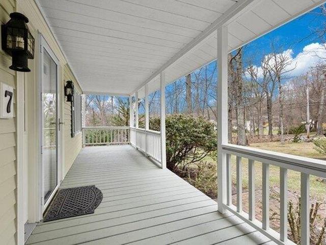 house with 3 bedroom, Mendon MA DS102371018