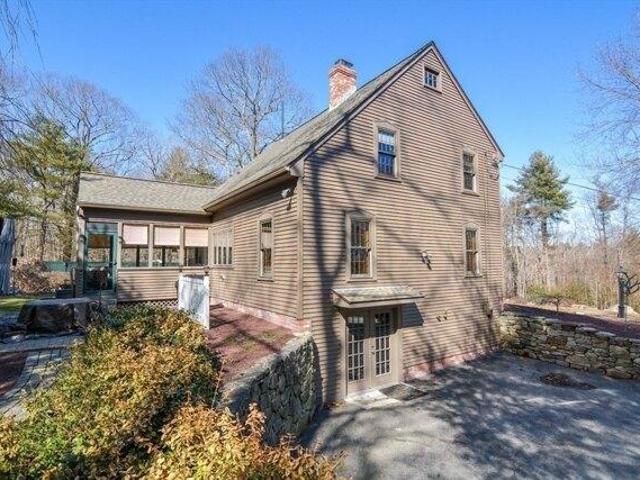house with 3 bedroom, Mendon MA DS104478468