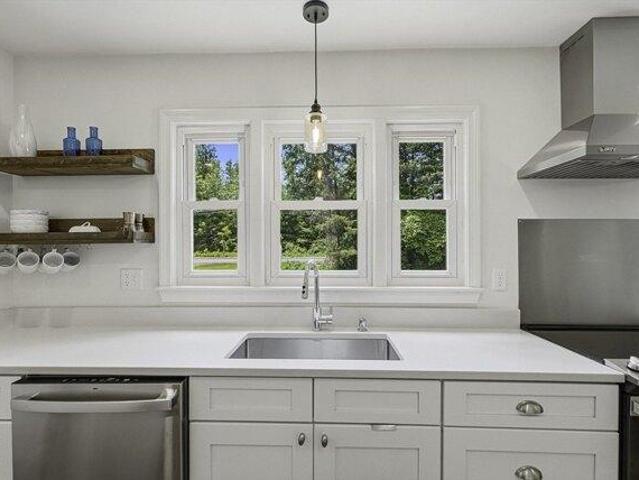house with 3 bedroom, Mendon MA ES103435351