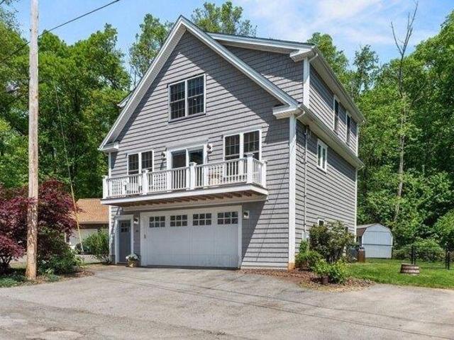 house with 3 bedroom, Mendon MA ES103037241