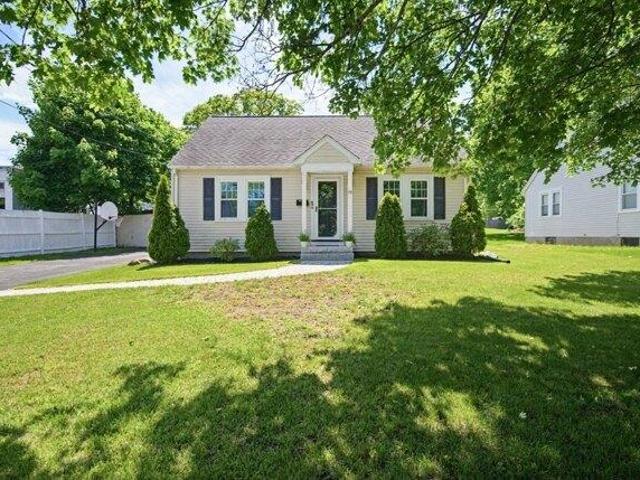 house with 3 bedroom, Medway MA DS103808688