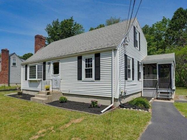 house with 3 bedroom, Medway MA DS103162414