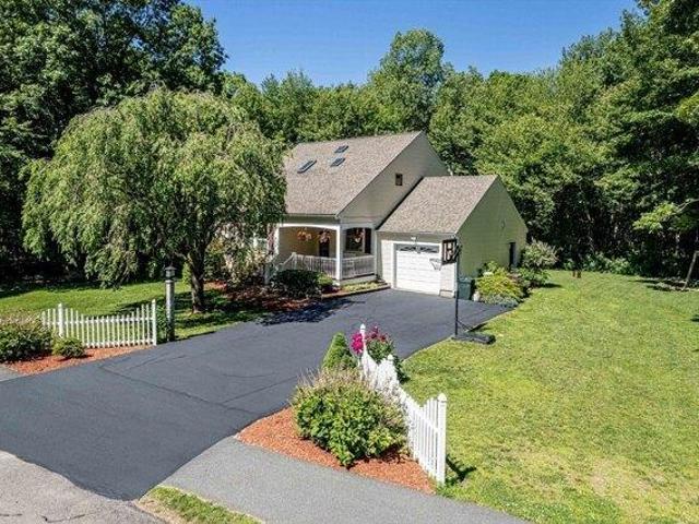 house with 3 bedroom, Medway MA DS104116844