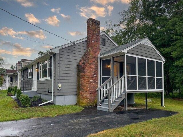 house with 3 bedroom, Medway MA ES105041142