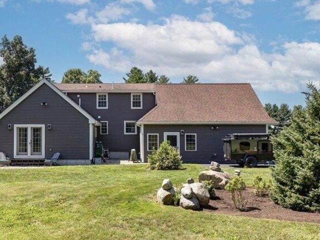 house with 3 bedroom, Medway MA ES105105885