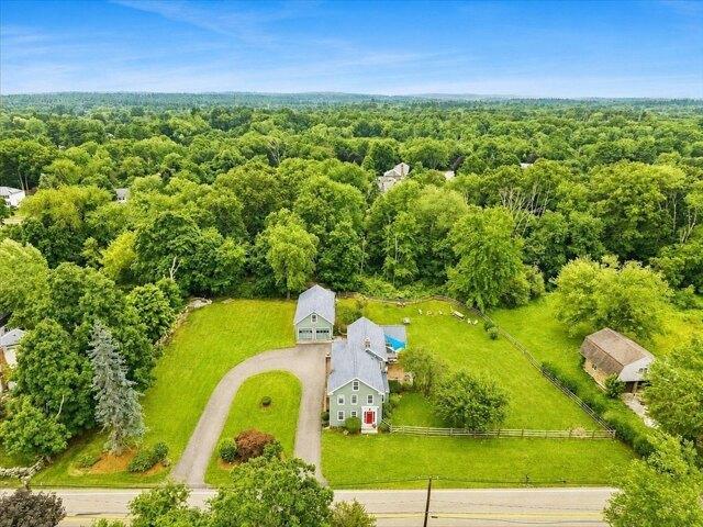 house with 3 bedroom, Medway MA ES105258963