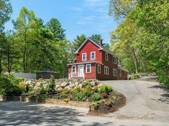 house with 3 bedroom, Medfield MA DS102827202
